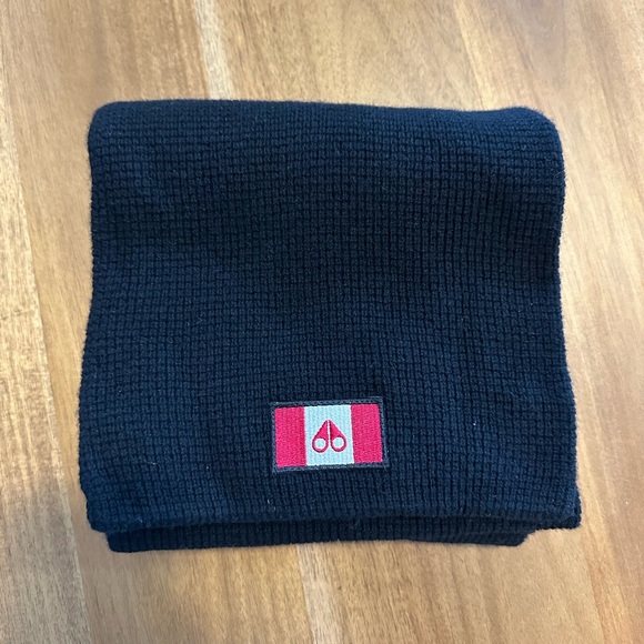 Moose Knuckles | Accessories | Moose Knuckles Ferris Knit Scarf Black ...